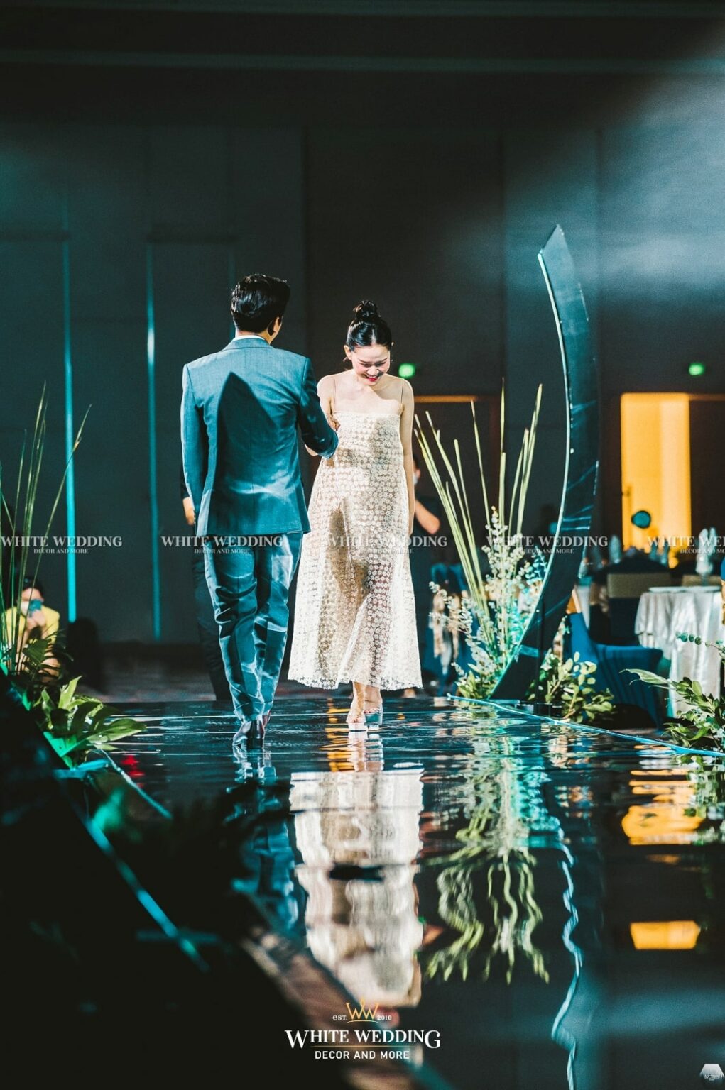 TRON: LEGACY Wedding – WHITE WEDDING Decor & More